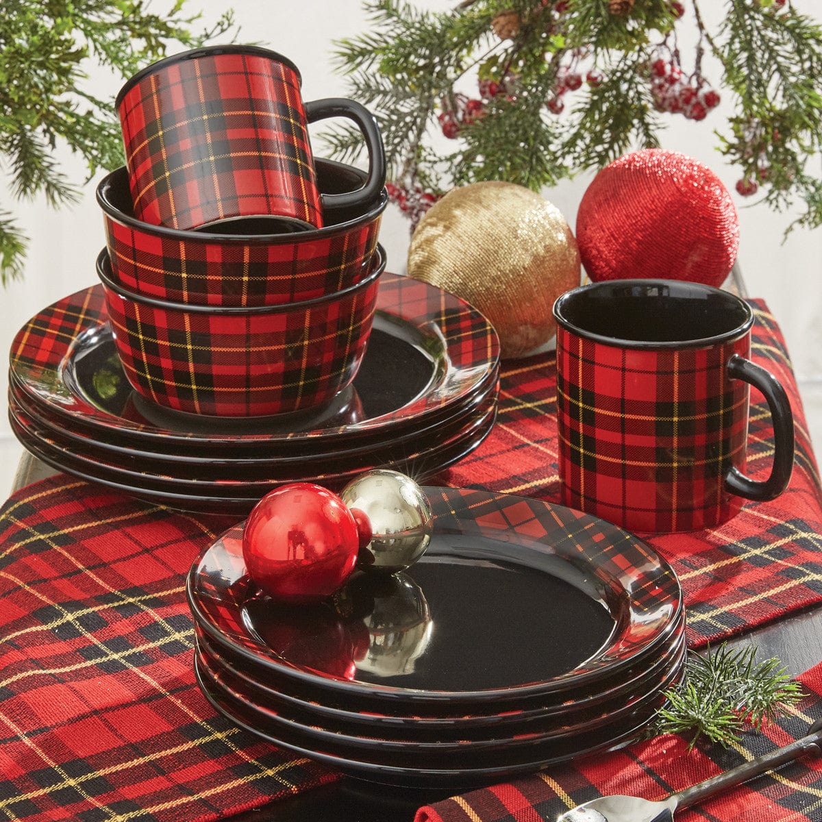 Montana Plaid Dinnerware Set | Cabin Place – The Cabin Place